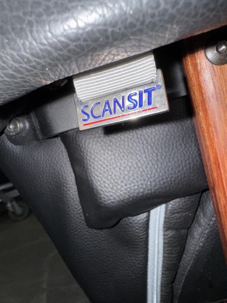 Sansit Stressless lenestol med skammel – ekte skinn